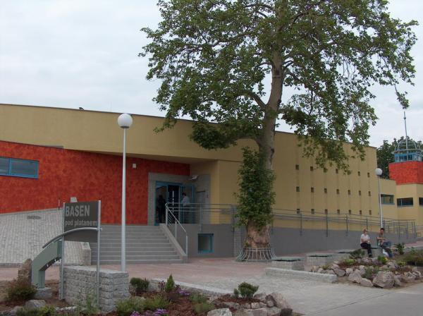 Basen kąpielowy, grota solna, siłownia, solarium - Gmina Brzeszcze